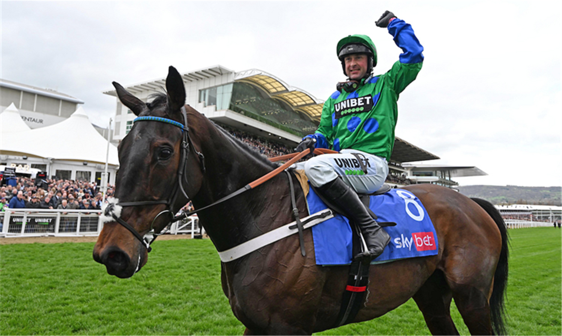 Old Park Star Shines Brightest In Supreme | Racing and Sports