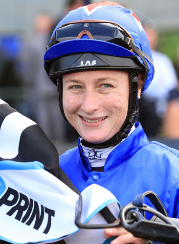 Linda Meech Sets New Female Record | Racing and Sports