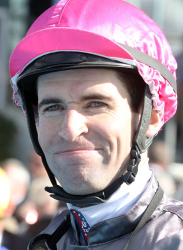 Champion Jockey Steven Arnold Assesses The Big Races This Weekend | Racing and Sports