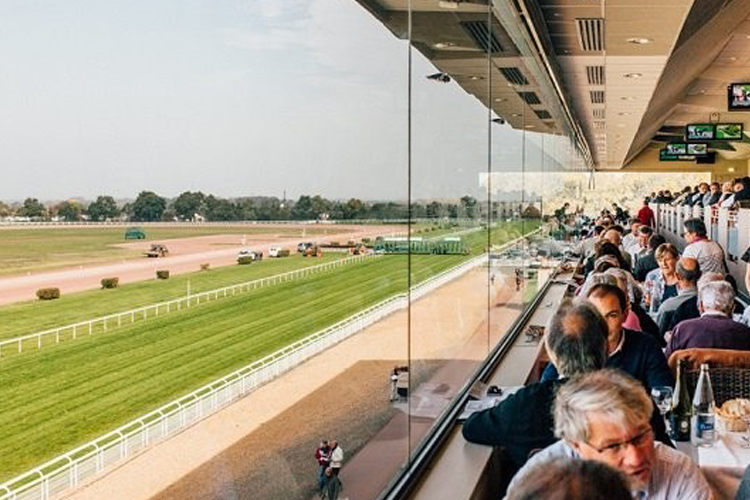 French Banker Of The Day | Racing and Sports