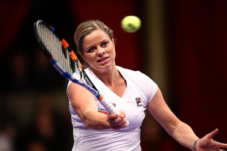 Barty Takes Out Former Wimbledon Finalist | Racing and Sports