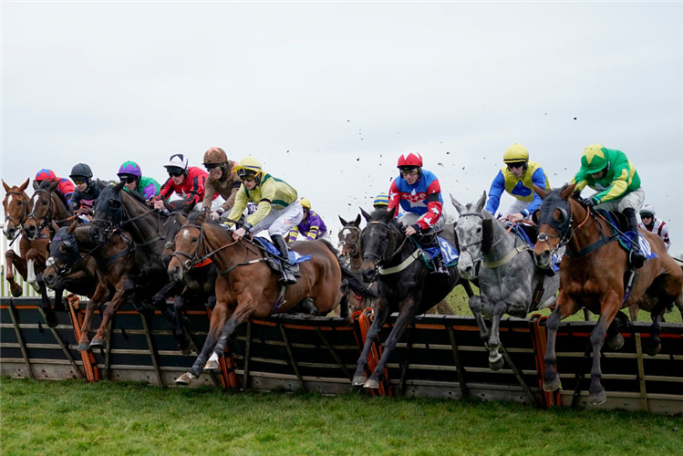 French Racing News - Run Of The Week | Racing and Sports