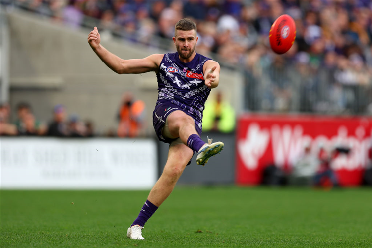 Freo Players Right Behind Longmuir Ahead Of Crunch Game | Sky Racing ...