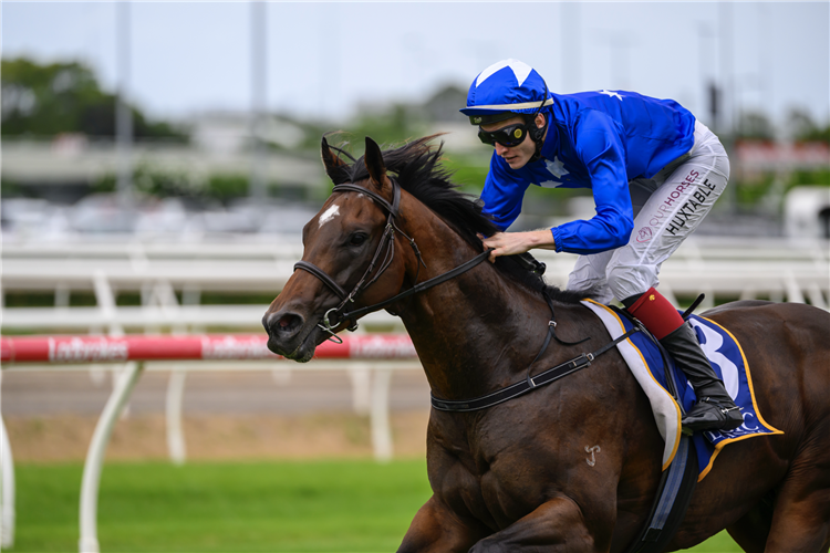 Zip Lock Fastens Millions Path For Munce Pair | Sky Racing World | Sky ...