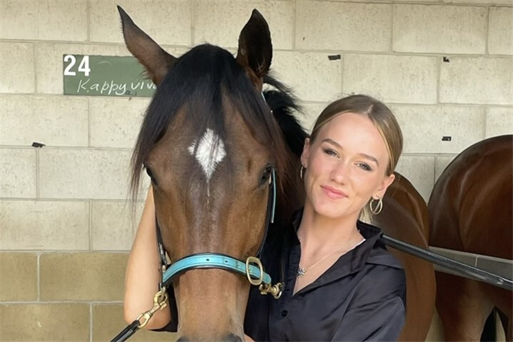 Kayla Barker Riding For Her Two Greatest Inspirations | Racing and Sports