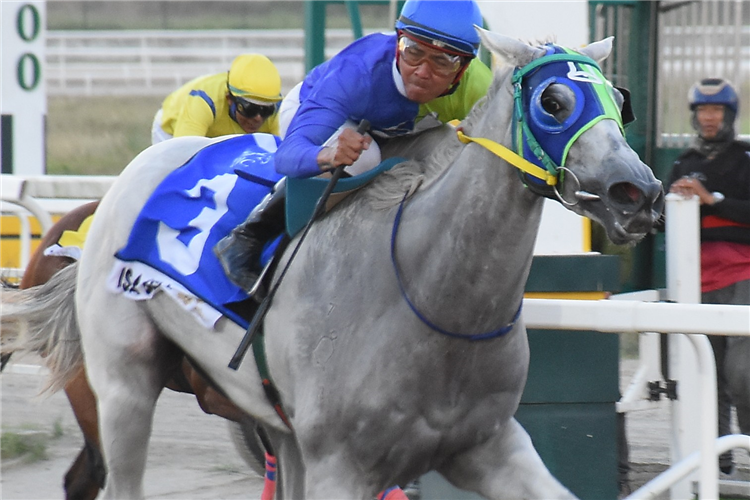 Unbeaten Isa Bell Takes The 1st Leg Triple Crown | Racing and Sports