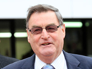 Dandy Gent Back In Form At Moonee Valley | Racing and Sports