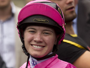 Jess Taylor Injures Wrist In Fall | Racing and Sports