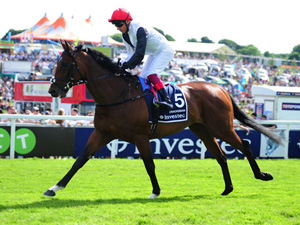 Frankel-Esque! Champion Stakes Winner Cracksman Impresses In Pre-Season ...