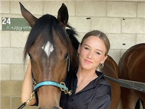 Kayla Barker Riding For Her Two Greatest Inspirations | Racing and Sports